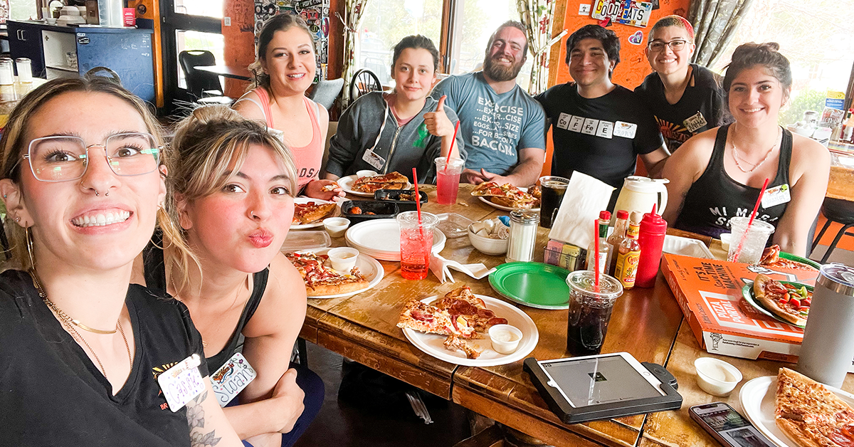 Top 10 Reasons to Dine at Squeeze In: From Delicious Food to Excellent ...